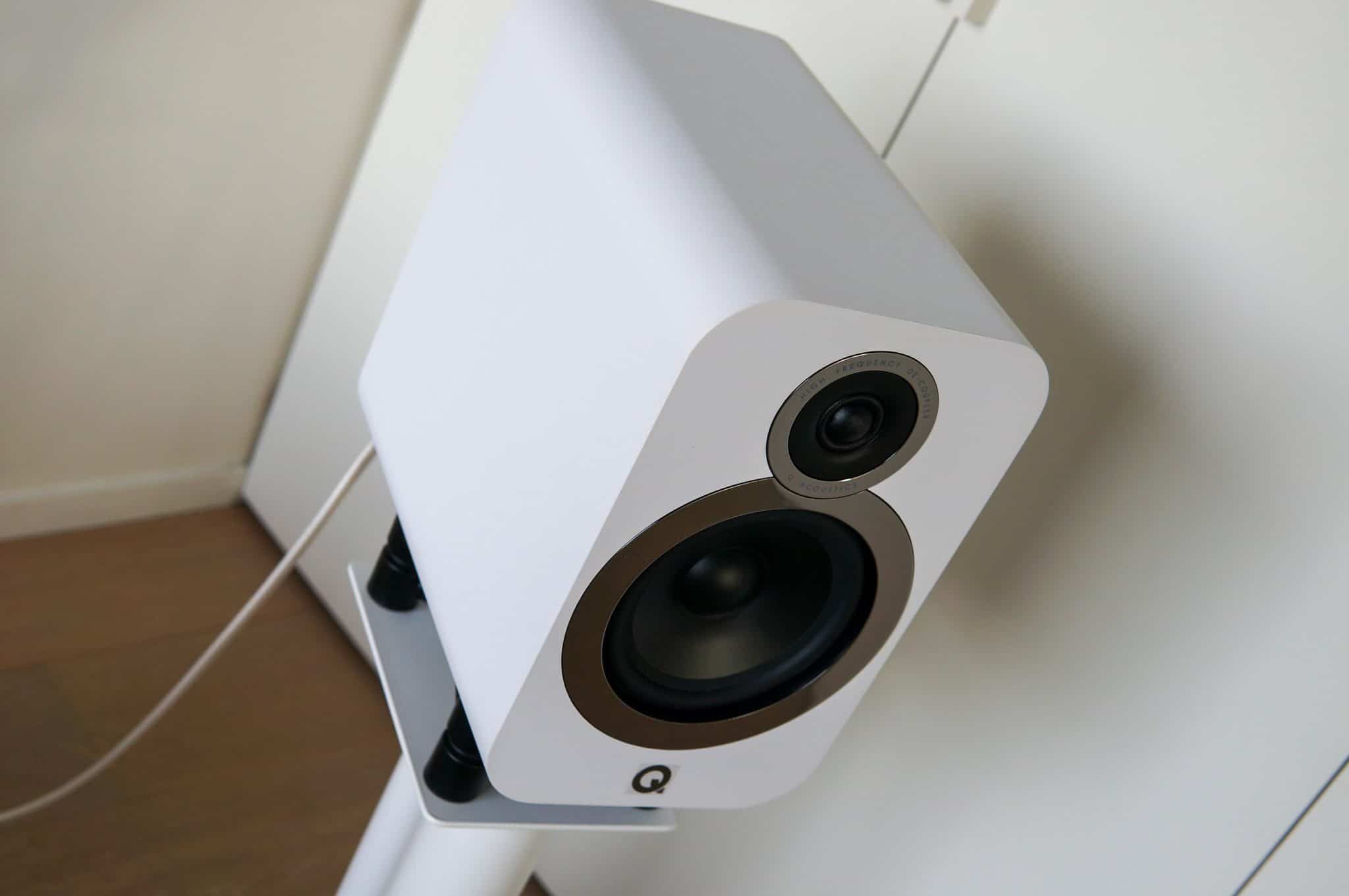 Alpha Audio NET - Review Q Acoustics 3030i monitor loudspeaker