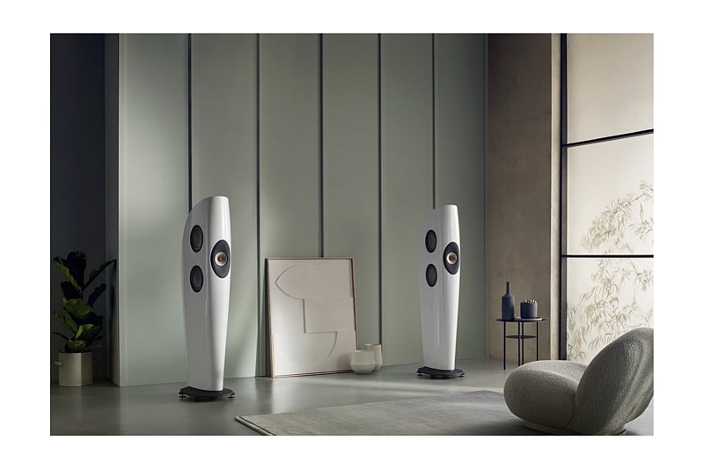 KEF presents new Blade loudspeaker - Alpha Audio
